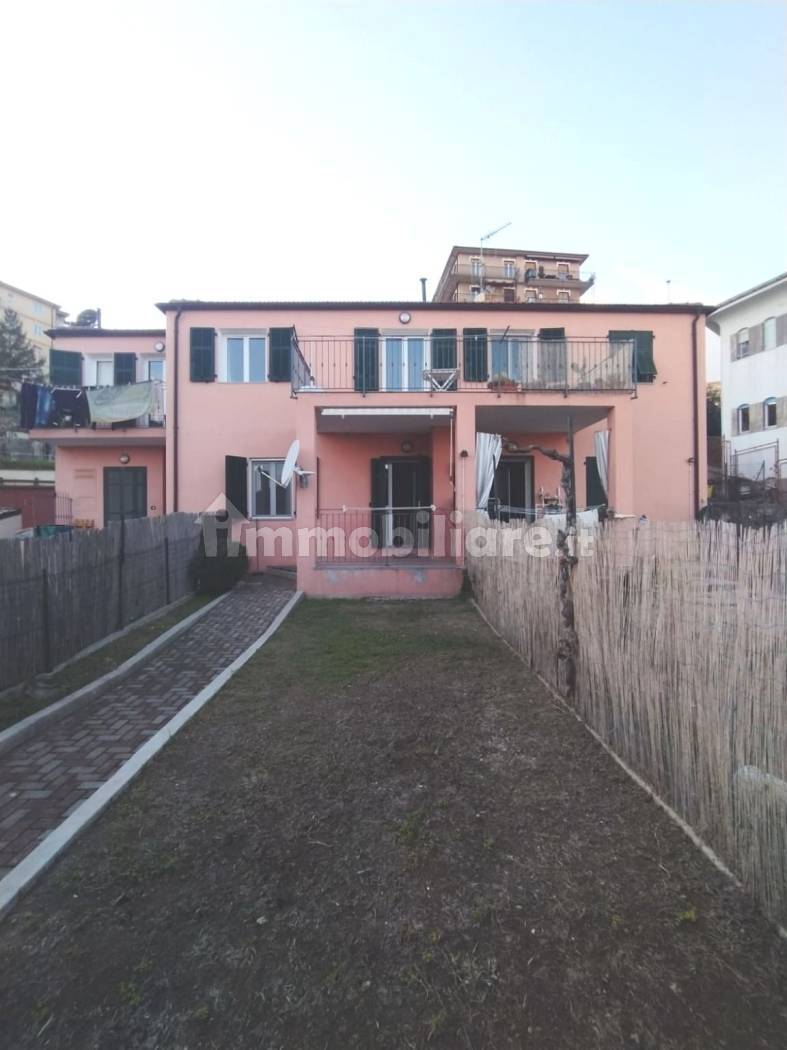 Bilocale salita Bertella, Porto Maurizio, Imperia