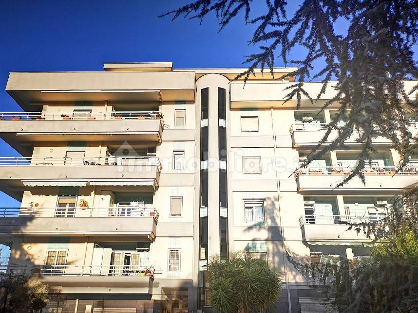 Bilocale via Giuseppe Giusti 1, Semicentro, Aprilia