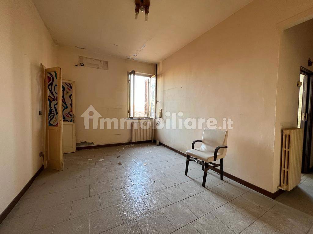 Bilocale via alessandria 6, Infrangibile, Piacenza