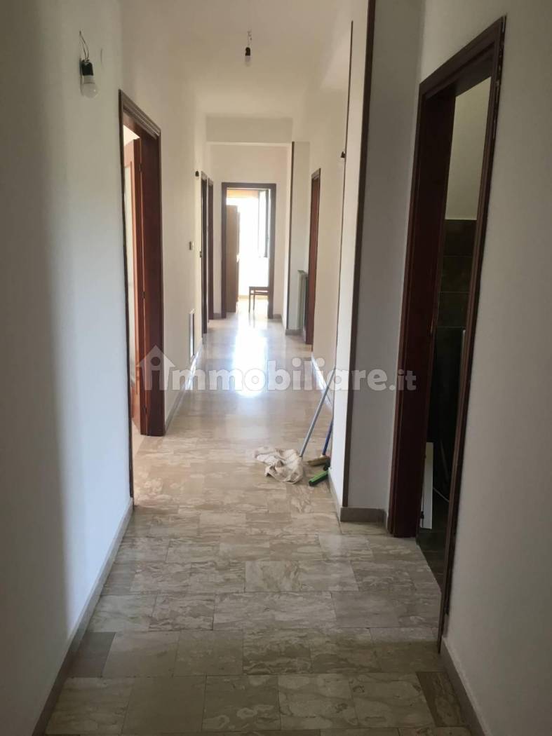 Trilocale via Eduardo De Filippo 6, Centro, Isola di Capo Rizzuto