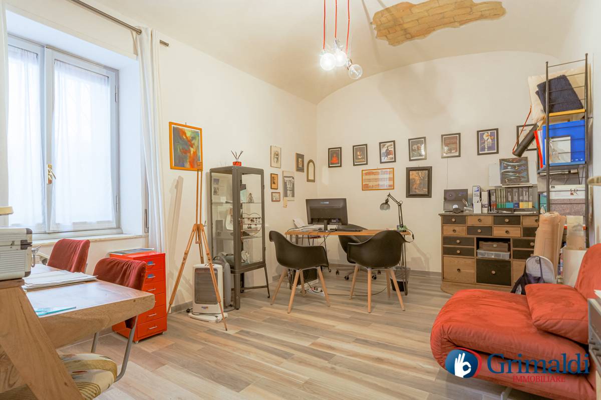 Trilocale via Monfalcone, Trieste - Coppedè, Roma