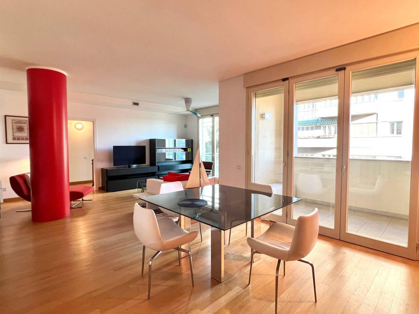 Quadrilocale via Edmondo De Amicis 23, Ticinese, Milano