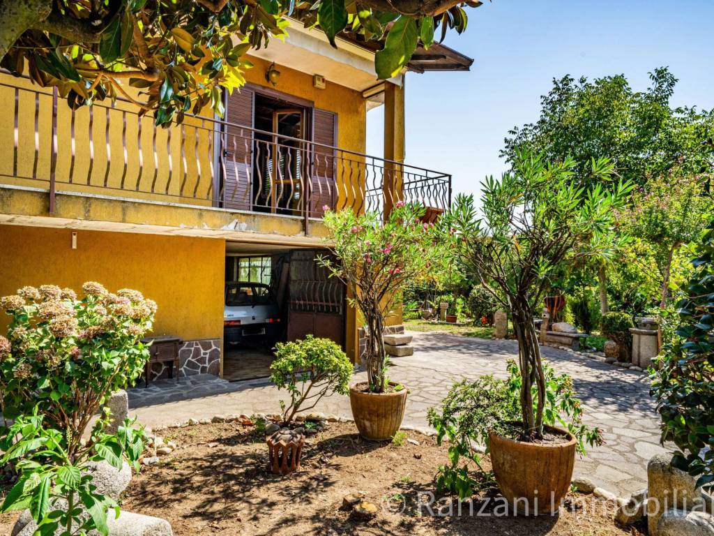 Vendita Villa unifamiliare in via Giotto 4 Cisliano. Buono stato, posto ...