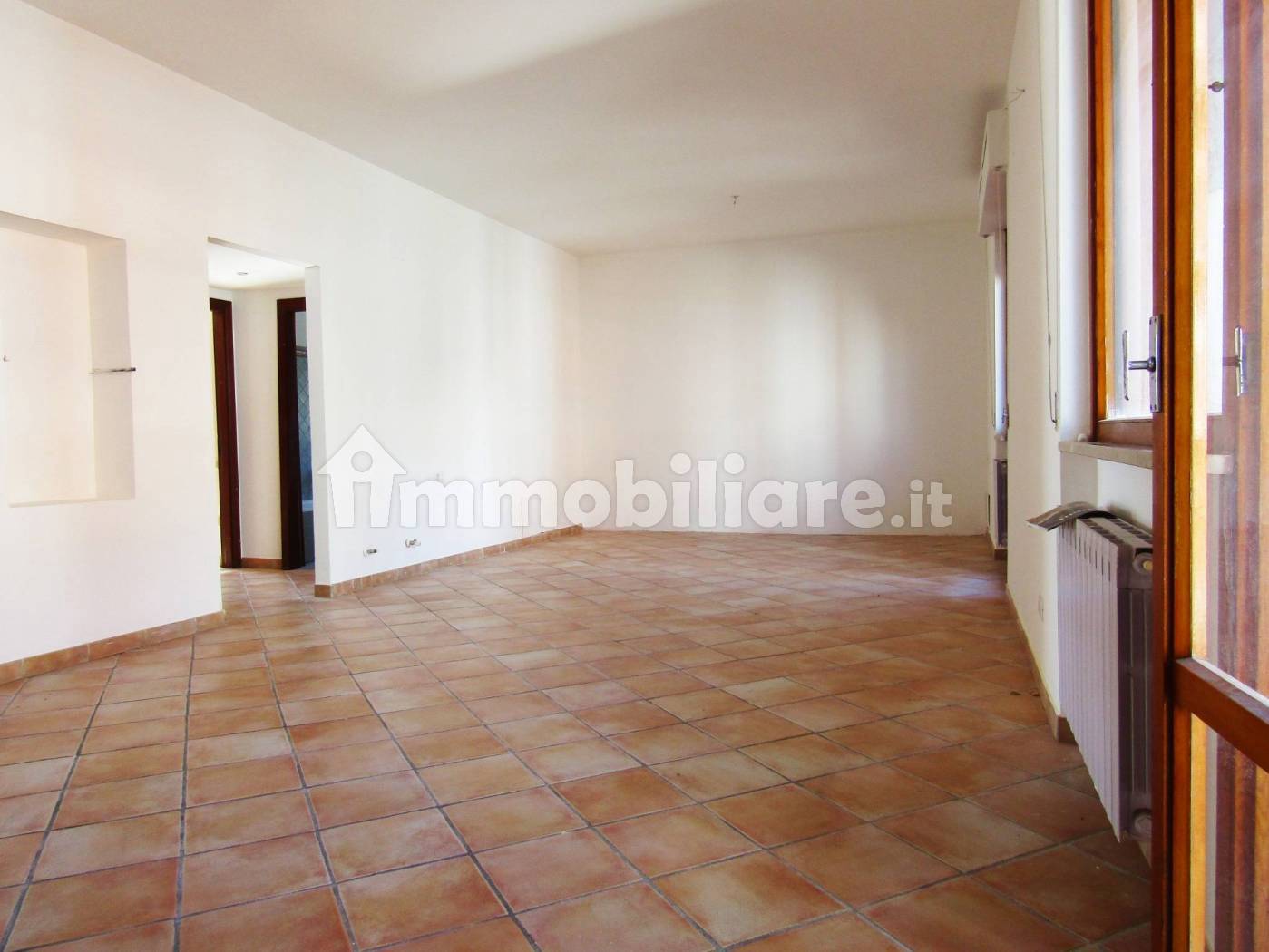 Quadrilocale buono stato, terzo piano, Centro, Recanati