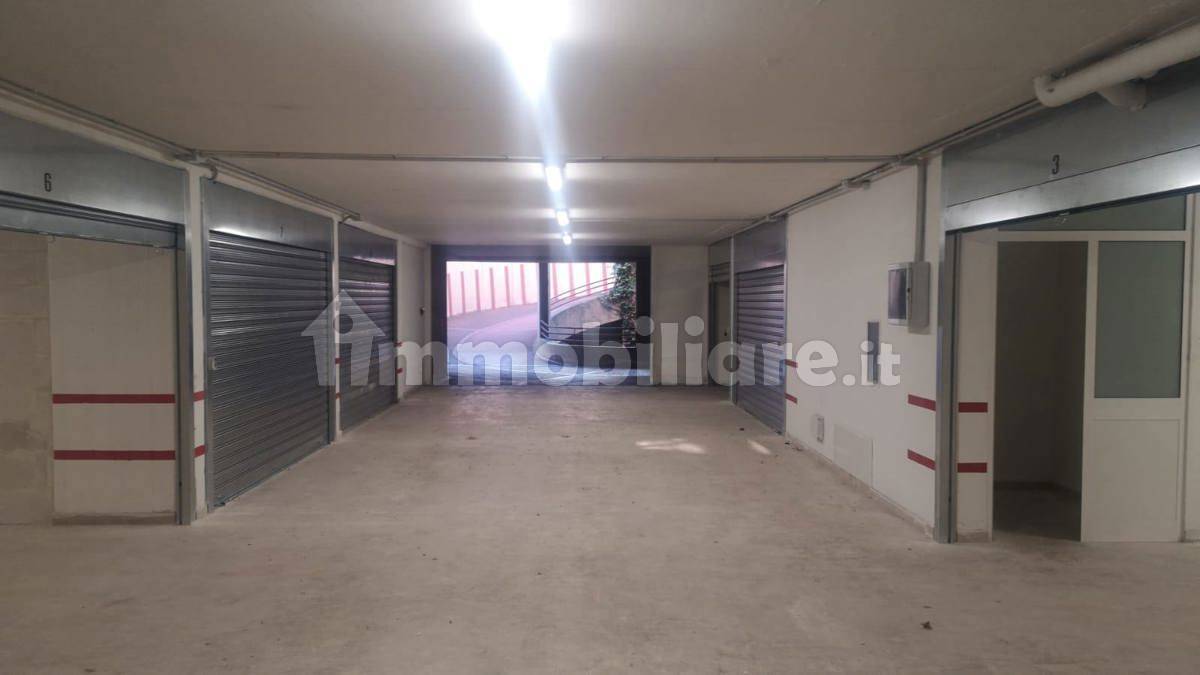 Garage - Box in Vendita