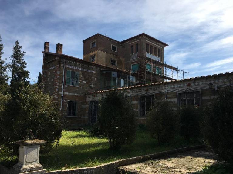 Vendita Casale in Contrada Madonna degli Angeli Velletri. Posto auto ...