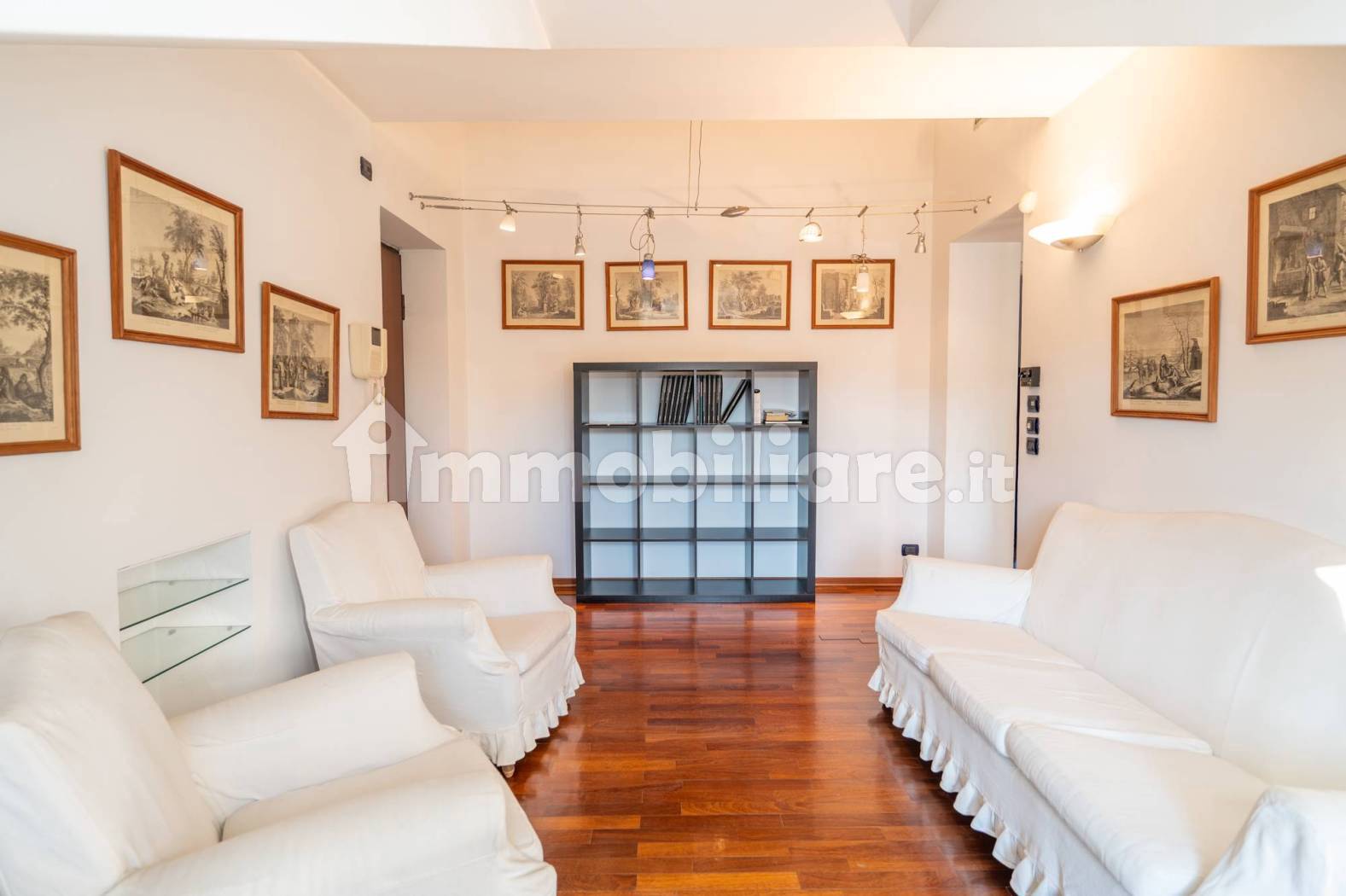 Trilocale corso Re Umberto 33, Crocetta, Torino