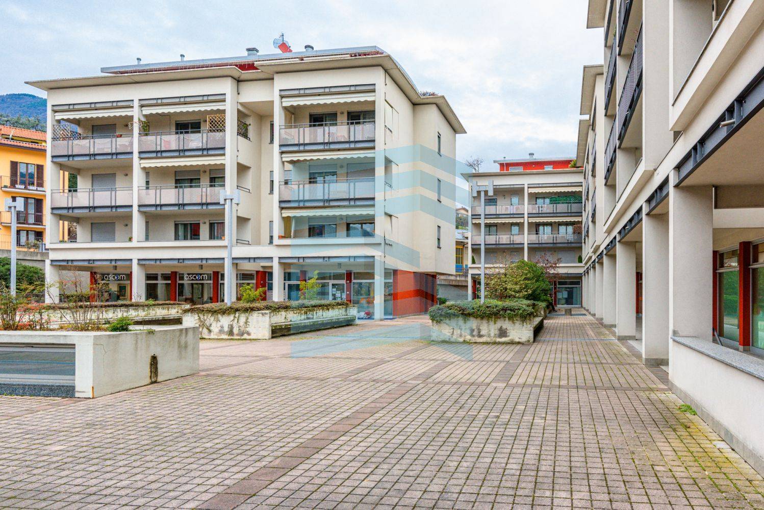 Quadrilocale viale Aldo Moro 2, Centro, Albino