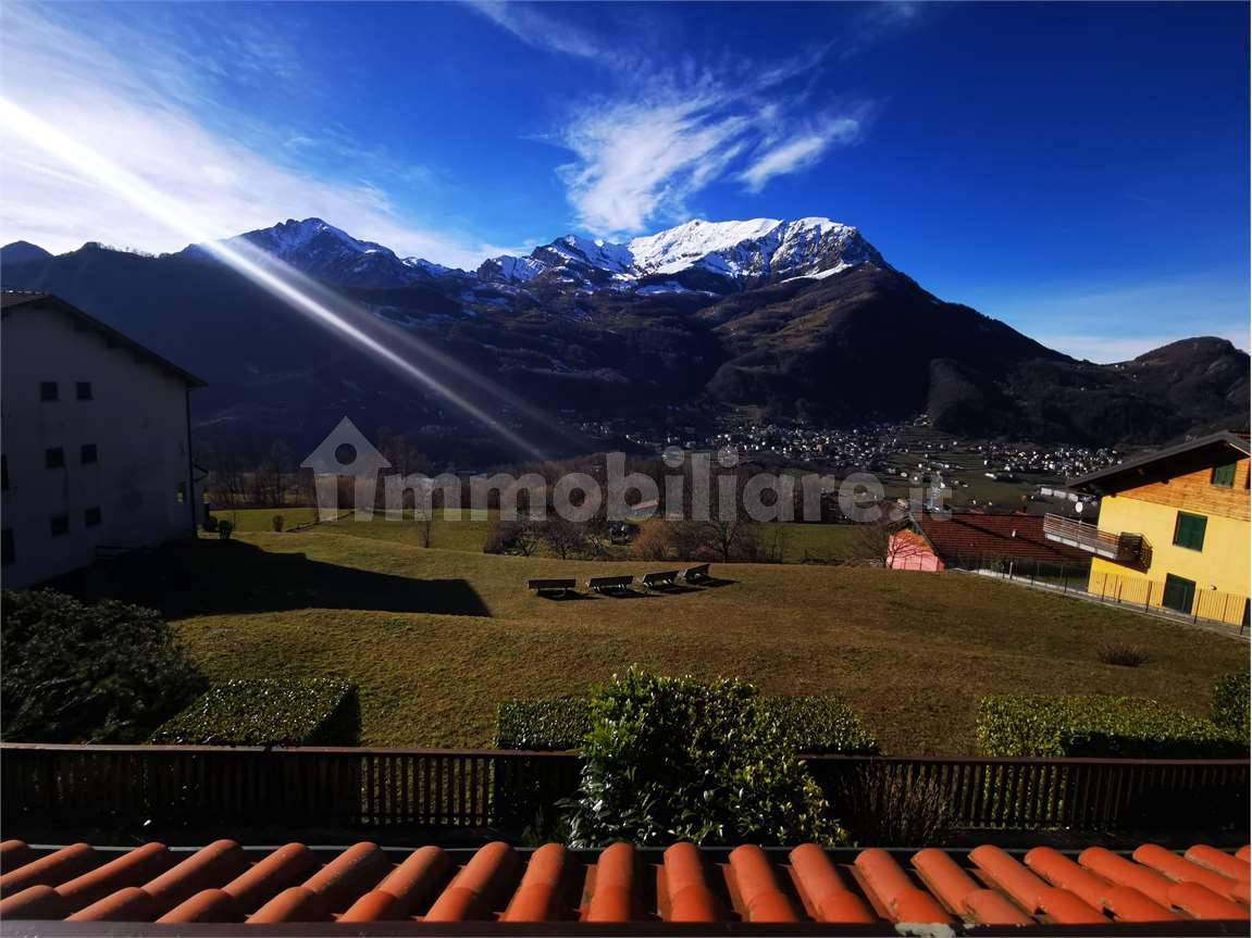 Trilocale via Milano, Centro, Barzio