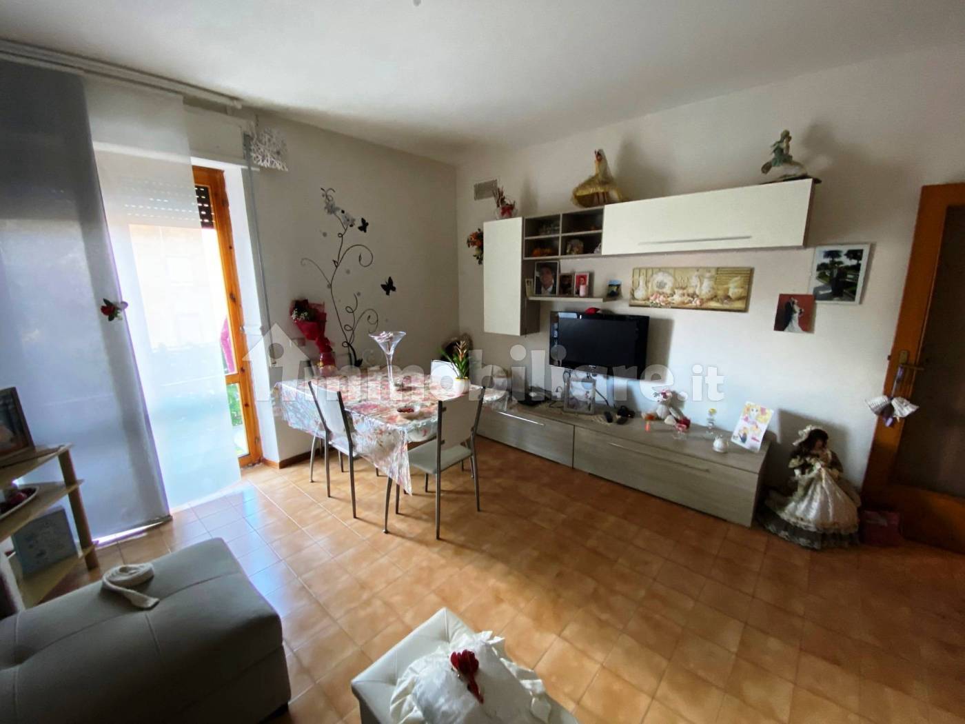 Quadrilocale buono stato, piano rialzato, Centro, Esanatoglia
