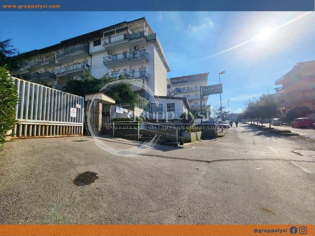 Trilocale via Giordano Bruno 14, Centro, Marano di Napoli