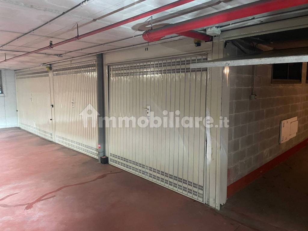 Garage - Box, Milano, Rif. 100934135 - Immobiliare.it
