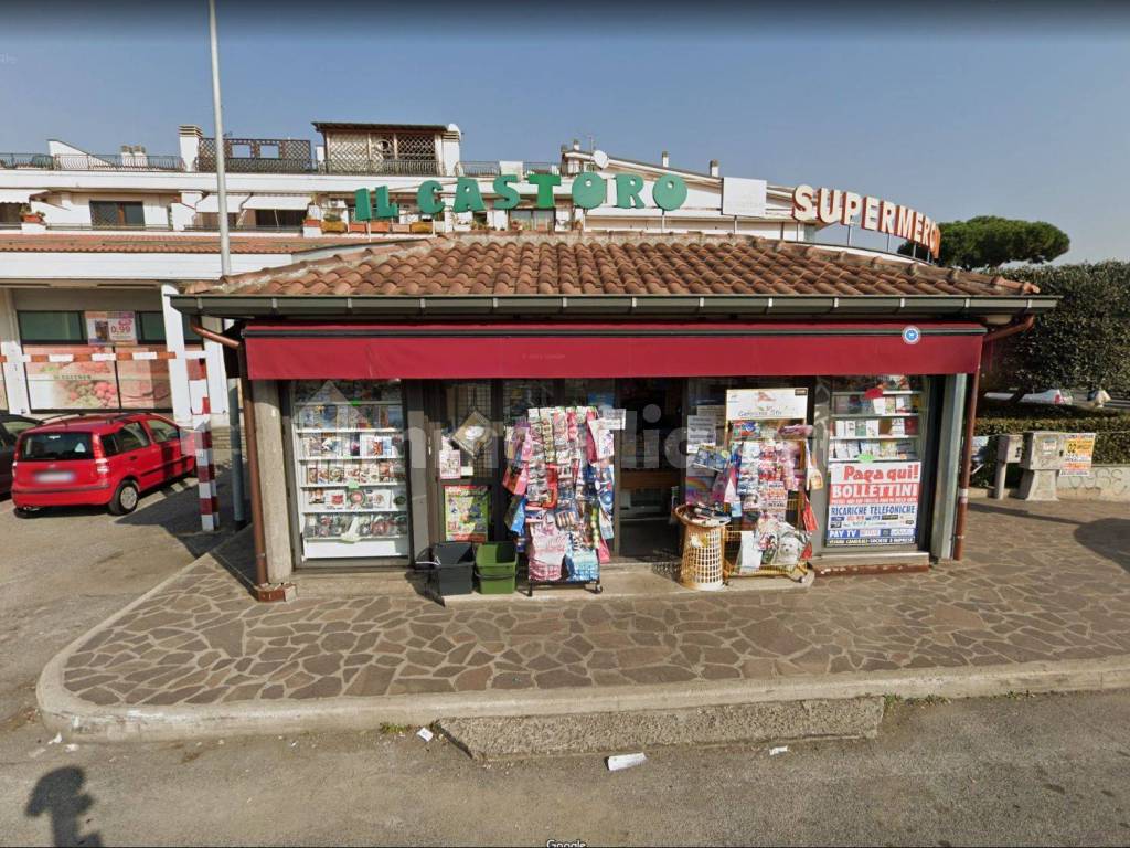 Edicola via Casilina 1817, Roma, rif. 67740337 - Immobiliare.it