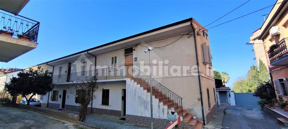 Trilocale via Nazionale Strada B, Centro, Pizzo