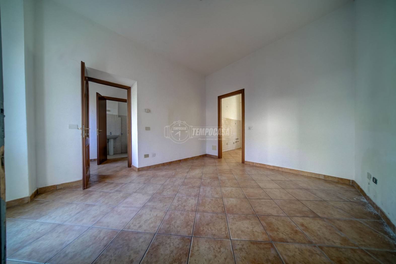 Bilocale via Camillo Benso Conte di Cavour 32, Cameri