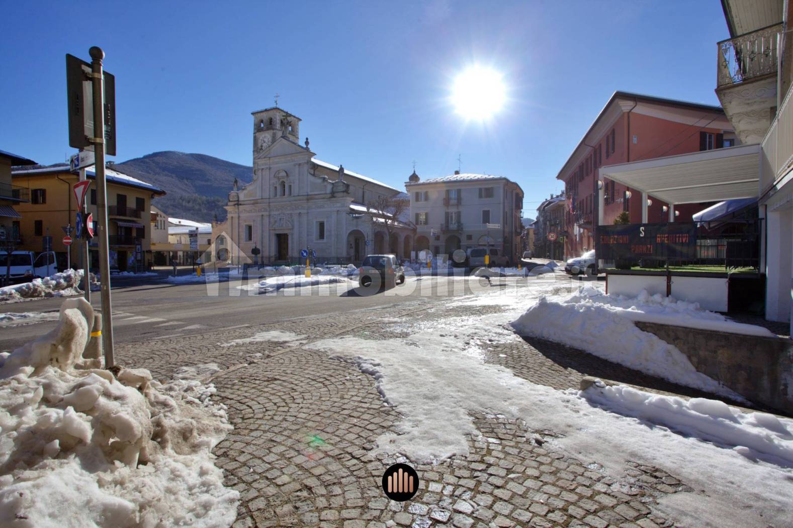 Bilocale piazza Regina Margherita 20, Robilante