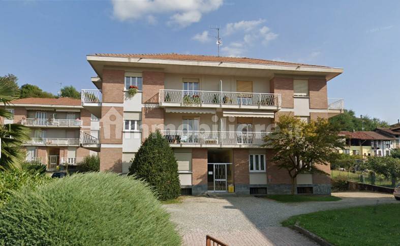 Trilocale via Alfonso Ogliaro 36, Chiavazza, Pavignano, Vaglio, Biella