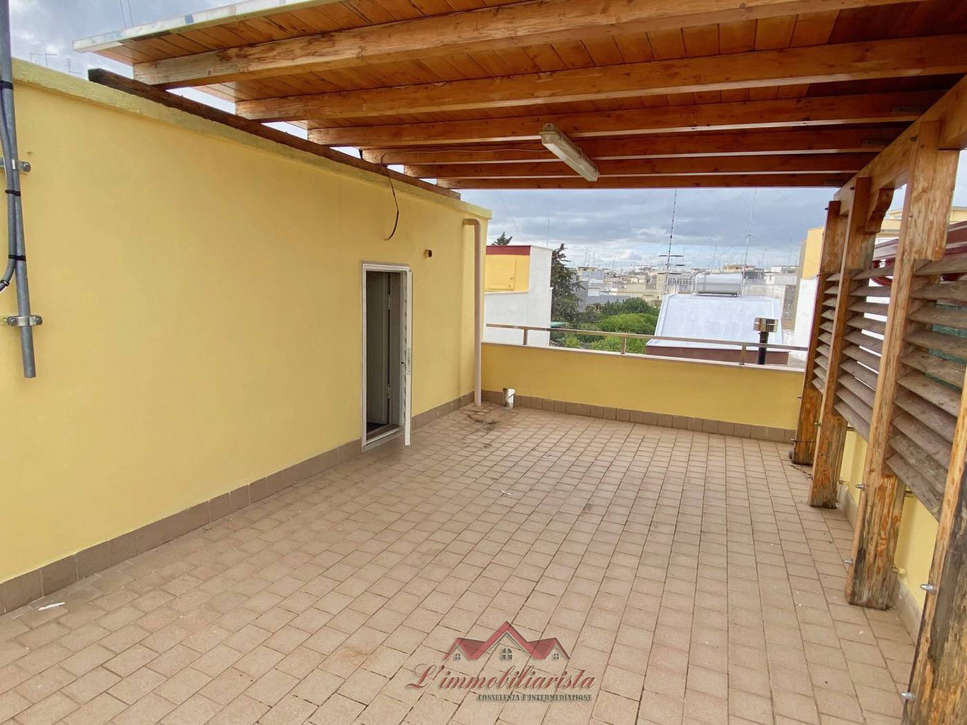 Trilocale via Nazario Sauro, Carbonara di Bari, Bari