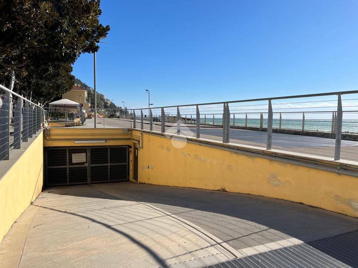 Garage - Box in Vendita