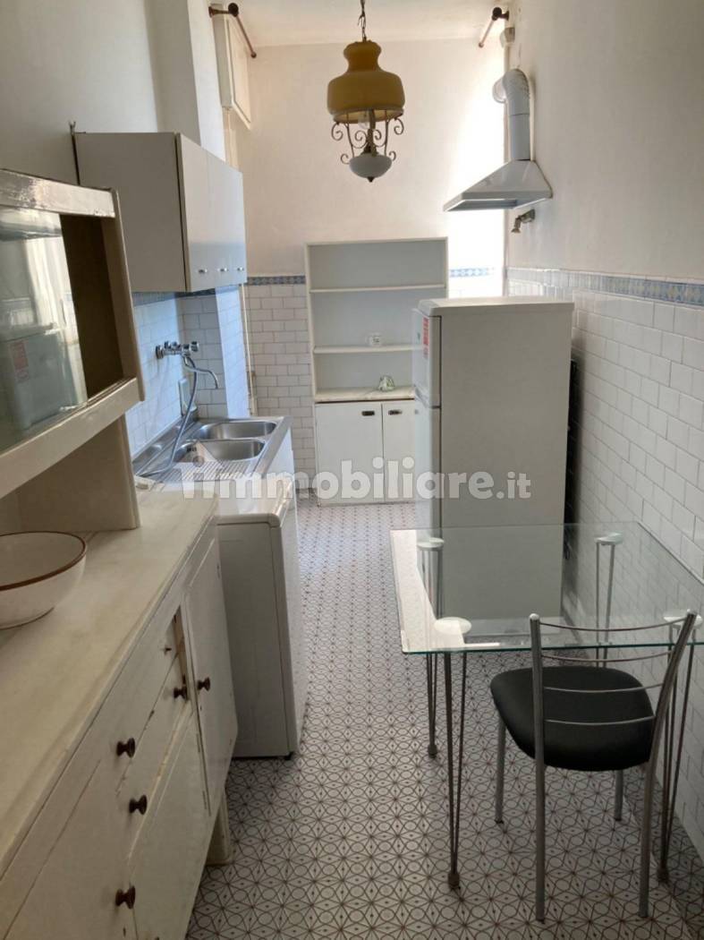 Trilocale via Enrico Fermi, Centro, Massa