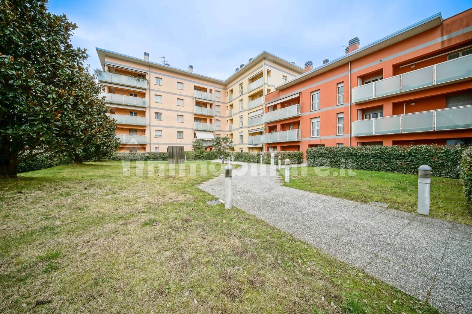 Bilocale via Antonio Rosmini, Pescarenico, Lecco