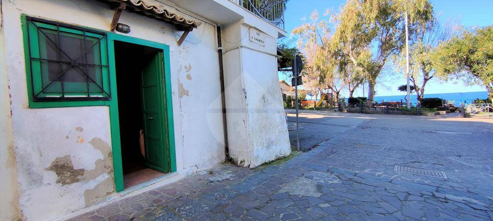 Bilocale via Vittorio Emanuele III, Centro, Pizzo