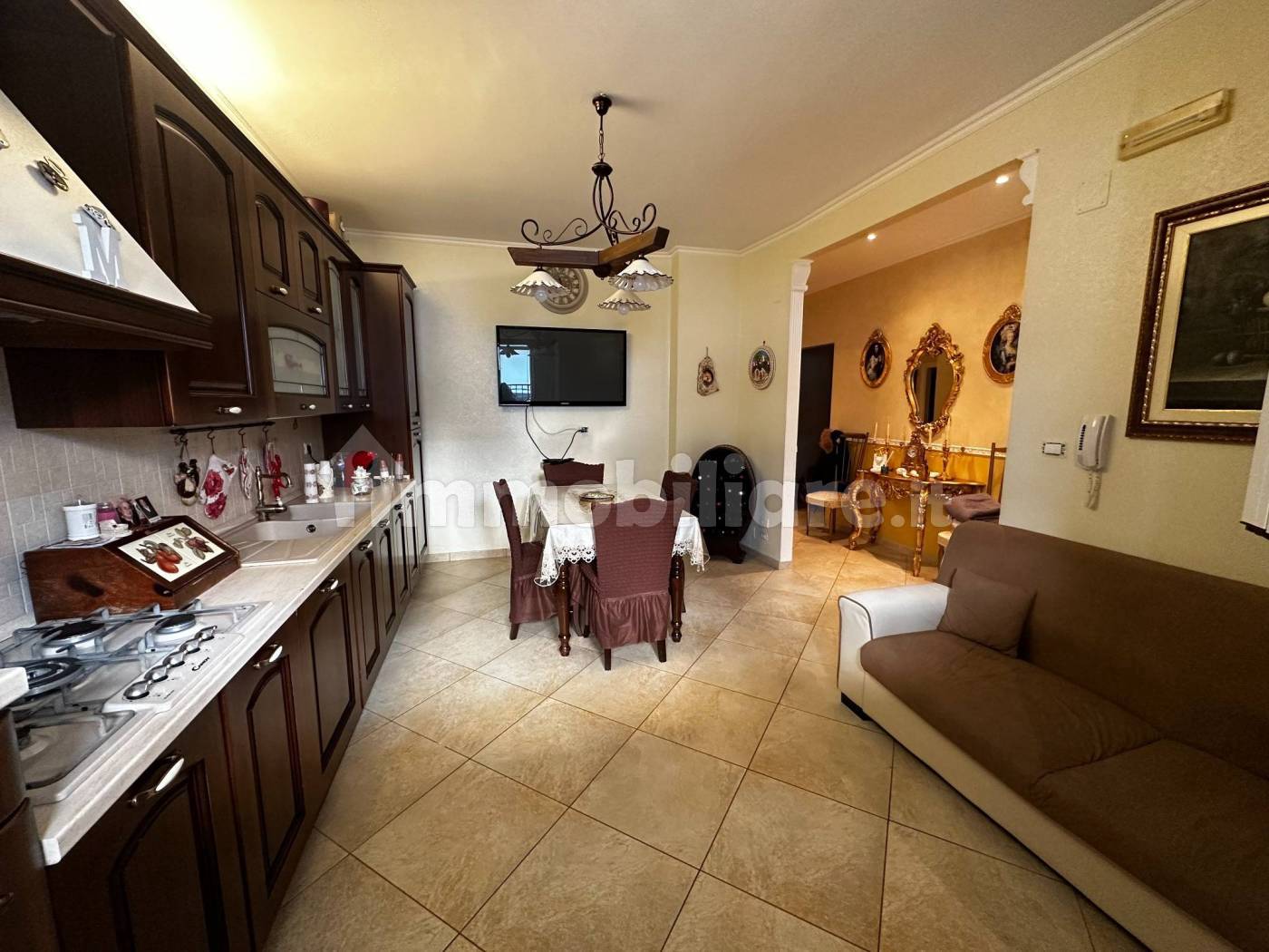 Quadrilocale via Taggia, Centro, Cerignola