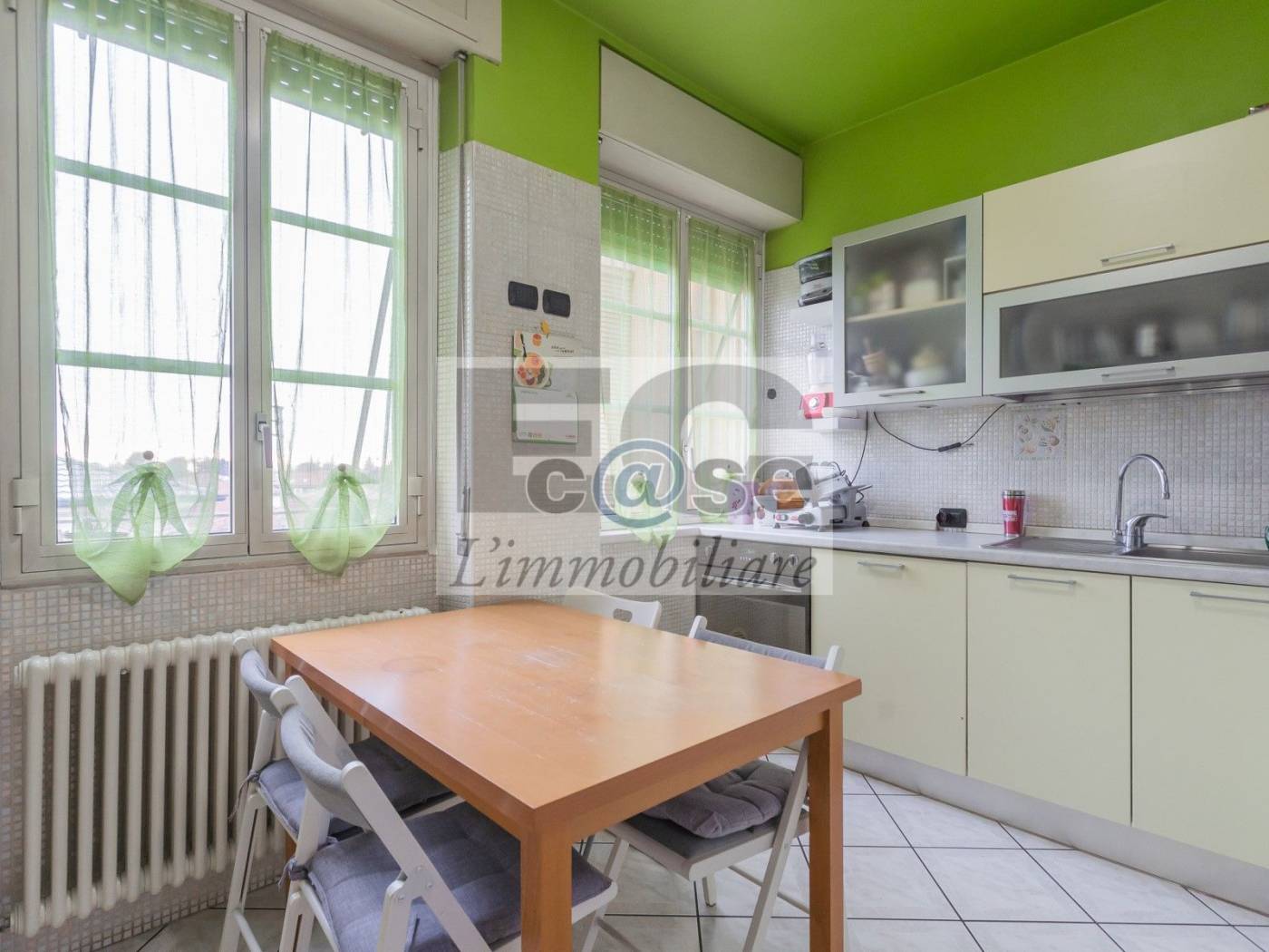 Trilocale via Usodimare, Centro, Carate Brianza