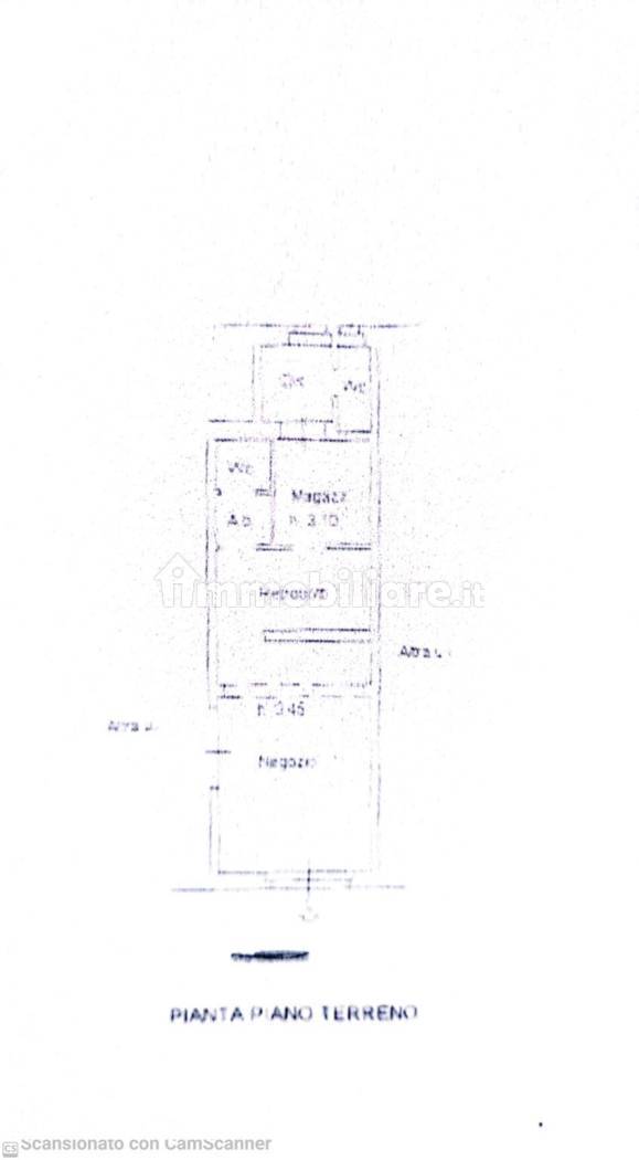 Locale commerciale in Vendita
