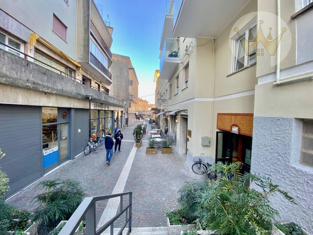 Locale commerciale in Vendita