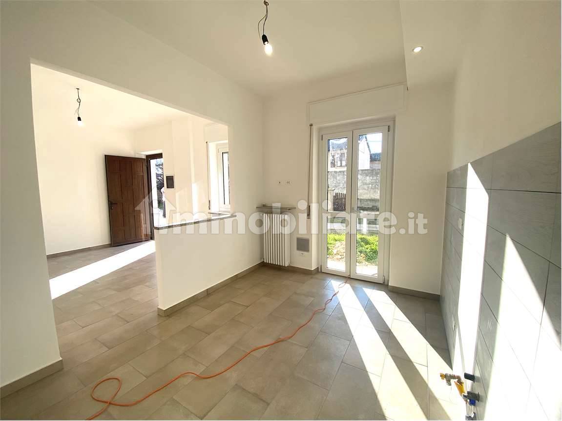 Trilocale gentilini, 32, Borgolavezzaro