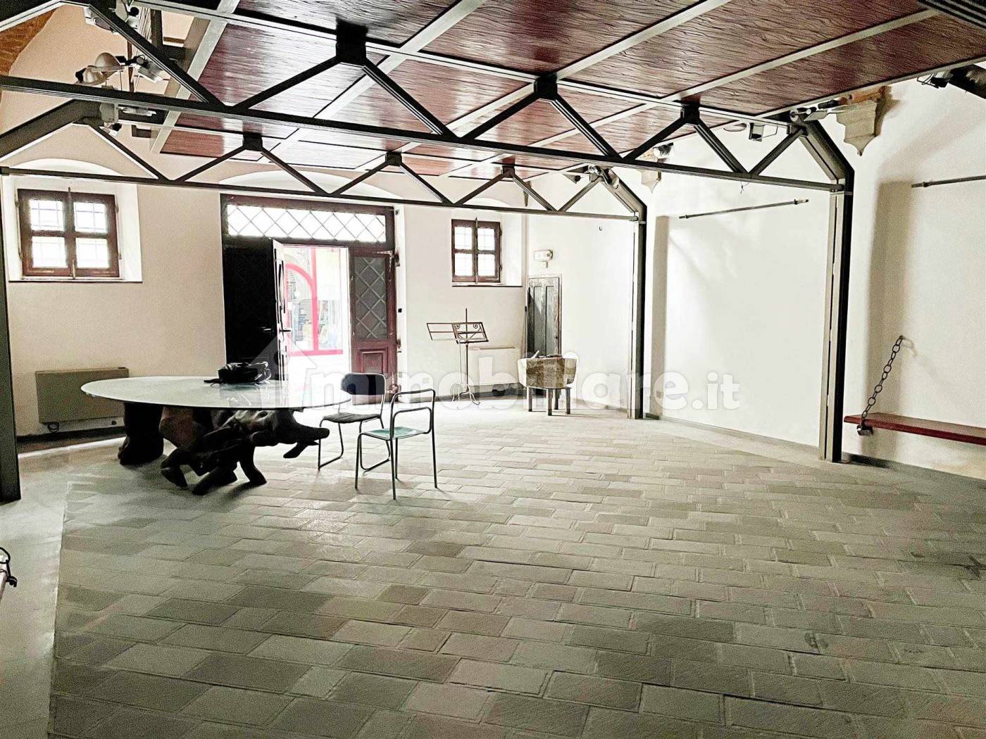 Laboratorio in Vendita