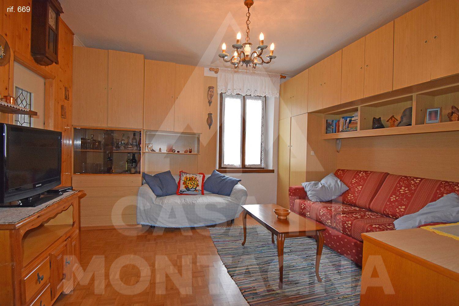 Trilocale via Roma, Centro, Tesero