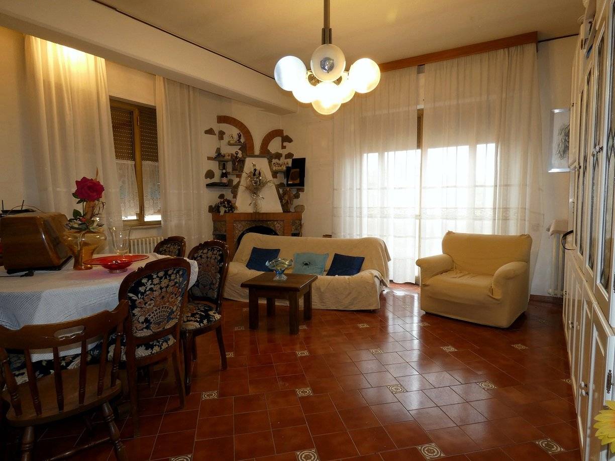 Appartamento buono stato, Terontola, Cortona