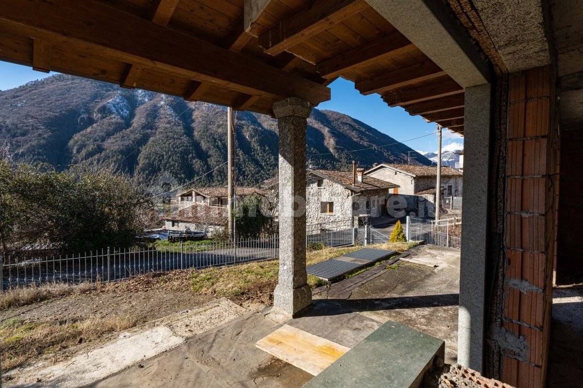 Villa bifamiliare via 4 Novembre, Cerete Basso, Cerete