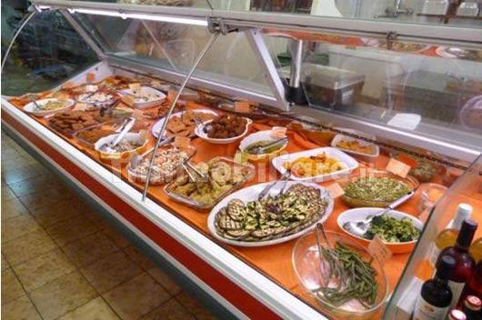 Tavola calda in Vendita