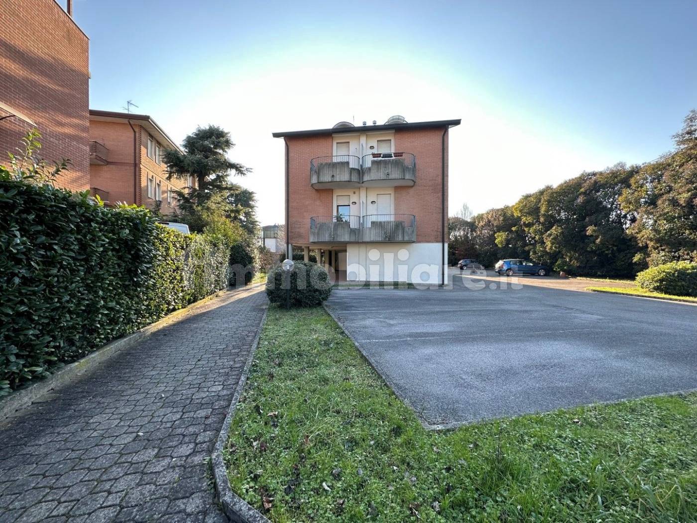 Trilocale via Bezzecca, Porta Trento, Padova