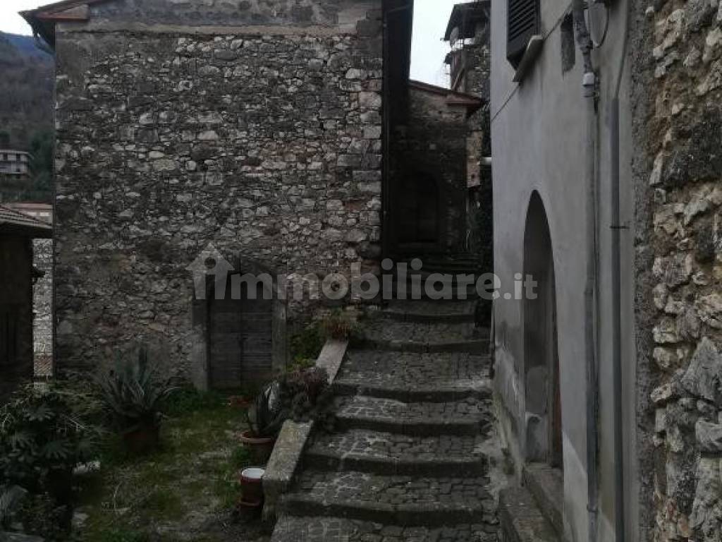 Building Strada Comunale Nuova 25, Patrica, Ref. 101089957 - Immobiliare.it