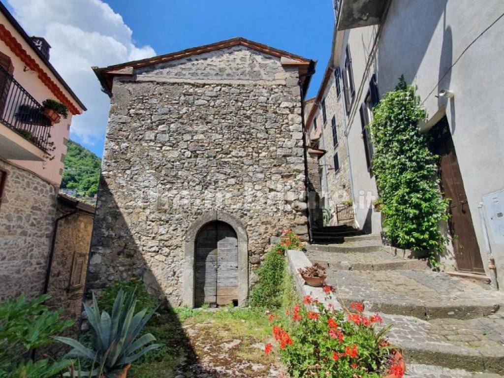 Building Strada Comunale Nuova 25, Patrica, Ref. 101089957 - Immobiliare.it