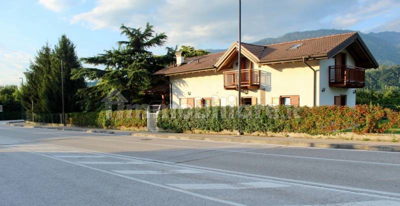 Sale Two-family villa in via Punta Pescatori 8 Caldonazzo. Excellent ...