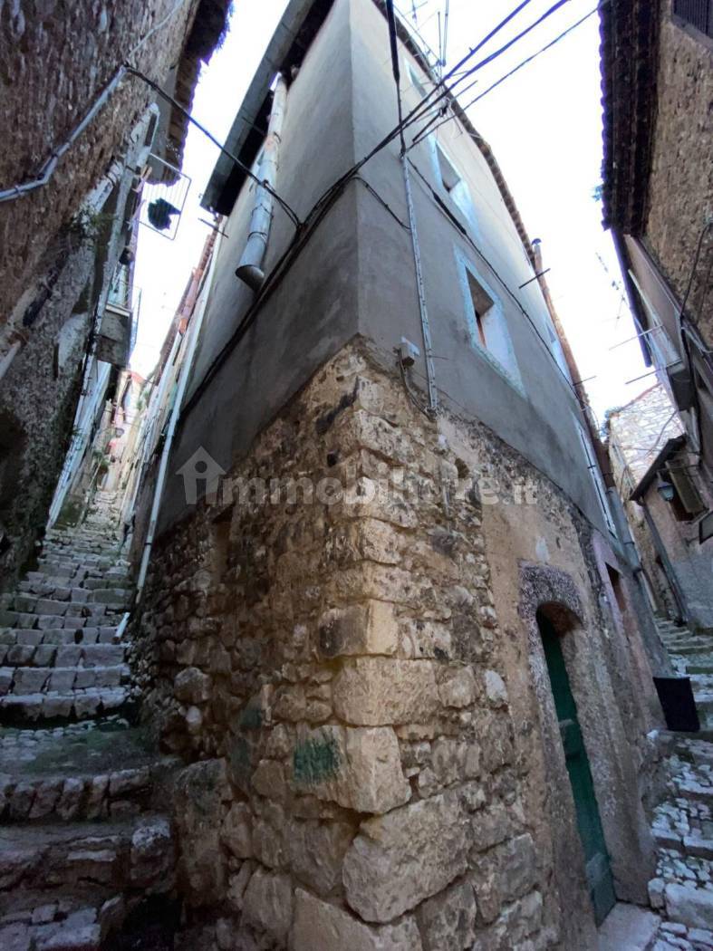 Appartamento vicolo del Piacere, Centro, Sonnino
