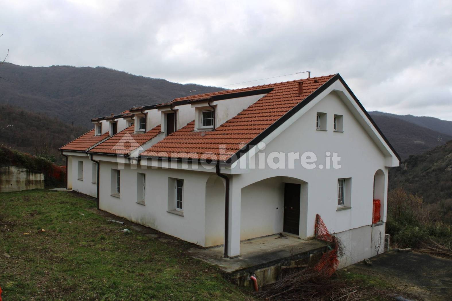 Villa bifamiliare, nuova, 171 m², Centro, Bargagli