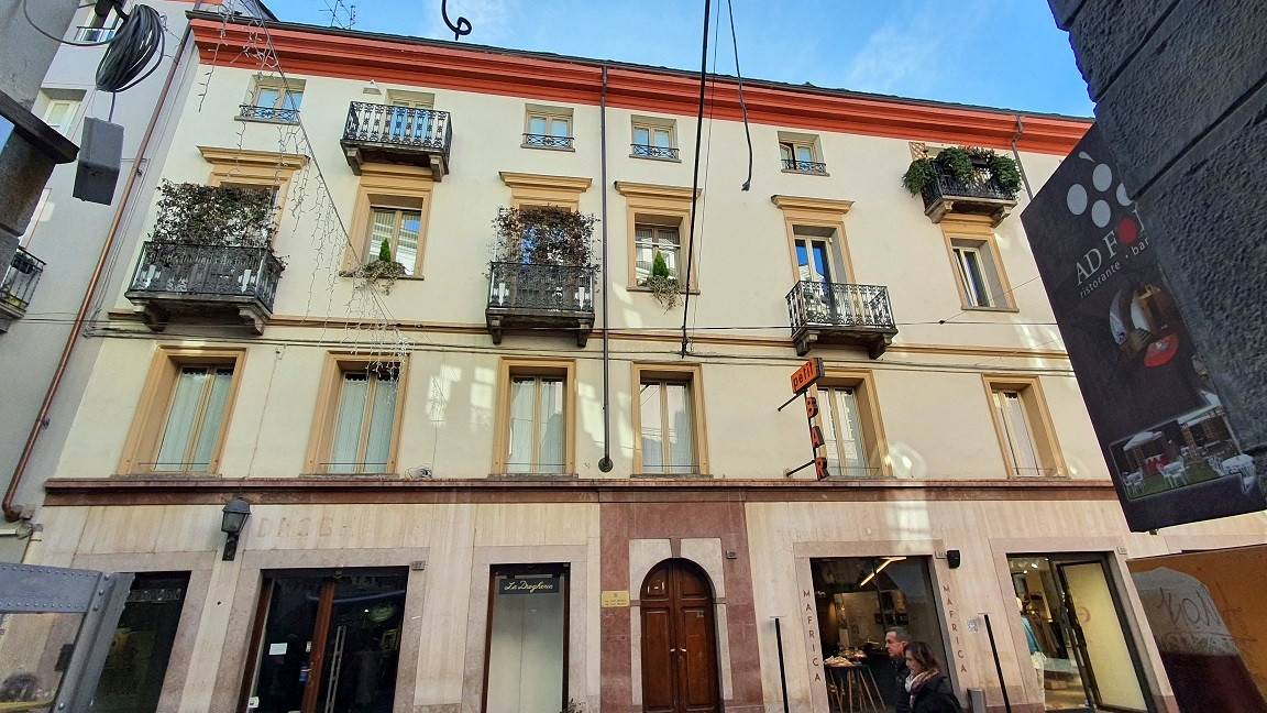 Appartamento via Jean-Baptiste de Tillier 29, Centro, Aosta