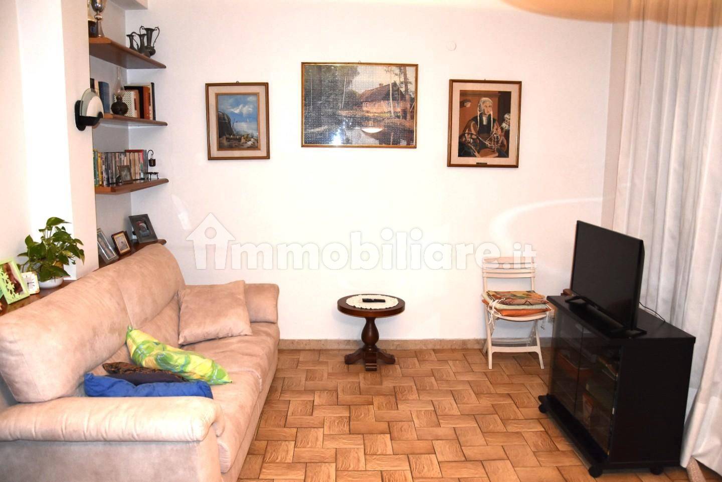 Appartamento via Romana 95C, Rinchiostra - Quercioli, Massa