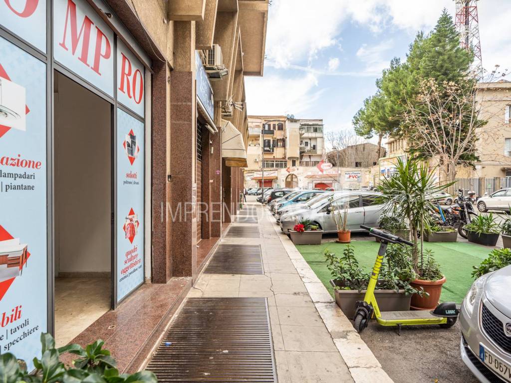 Locale commerciale via Catania 148, Palermo, rif. 101127245 ...