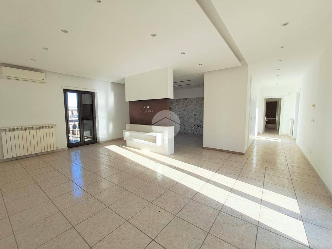 Trilocale 3ª traversa via Castagna 1, Centro, Casoria