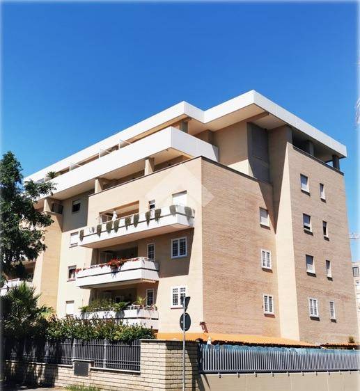 Bilocale via Giuseppe Lucchetti rossi 12, Mezzocammino, Roma