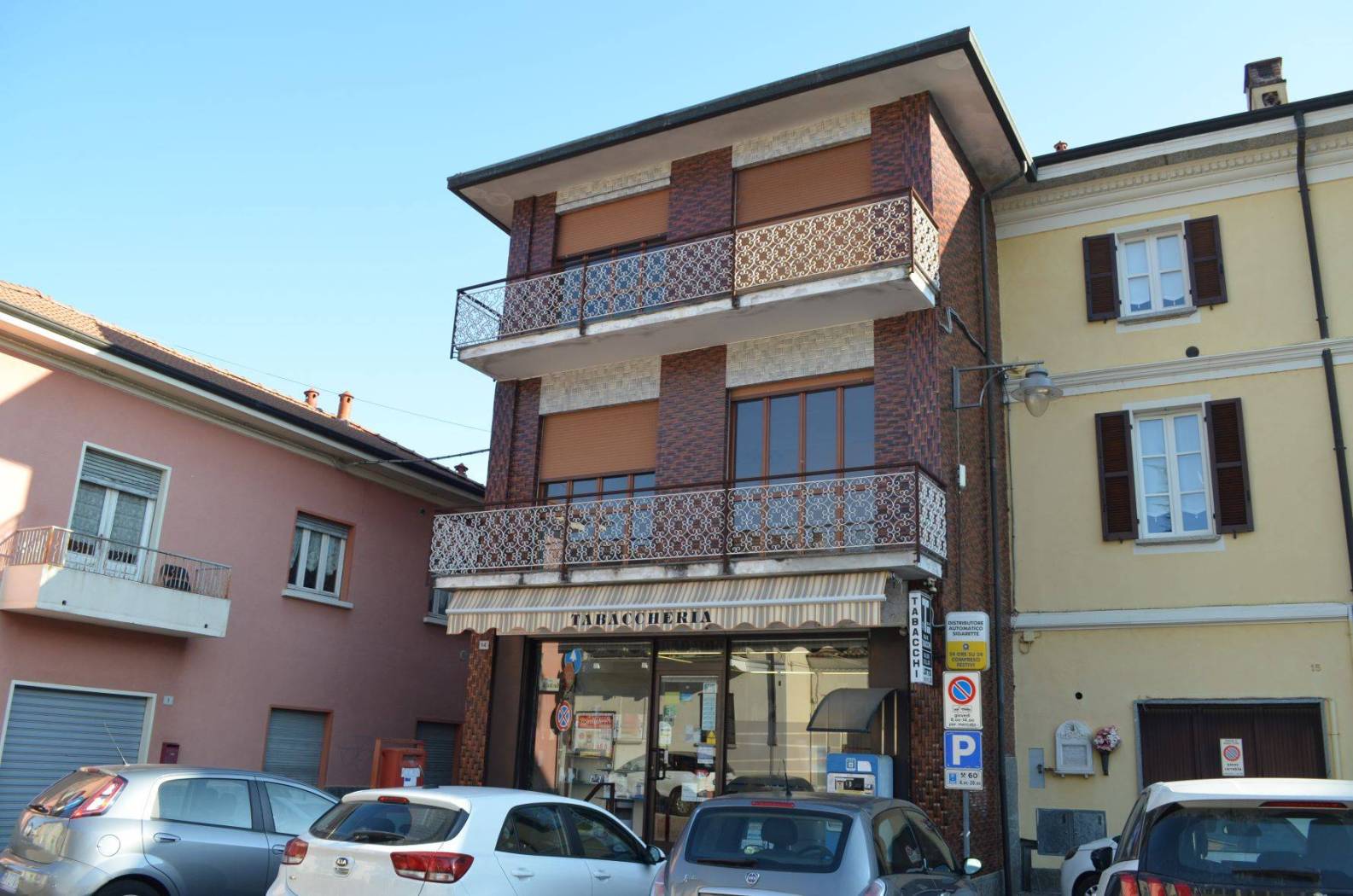 Appartamento via Giuseppe Garibaldi, Centro, Borgo Ticino