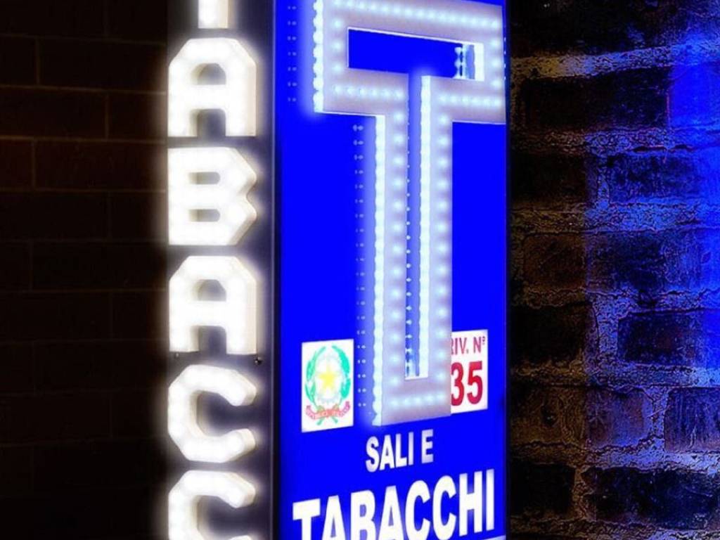 Tabaccheria Tangenziale Ovest Tronco 1, Brescia, Rif. 101153443 ...