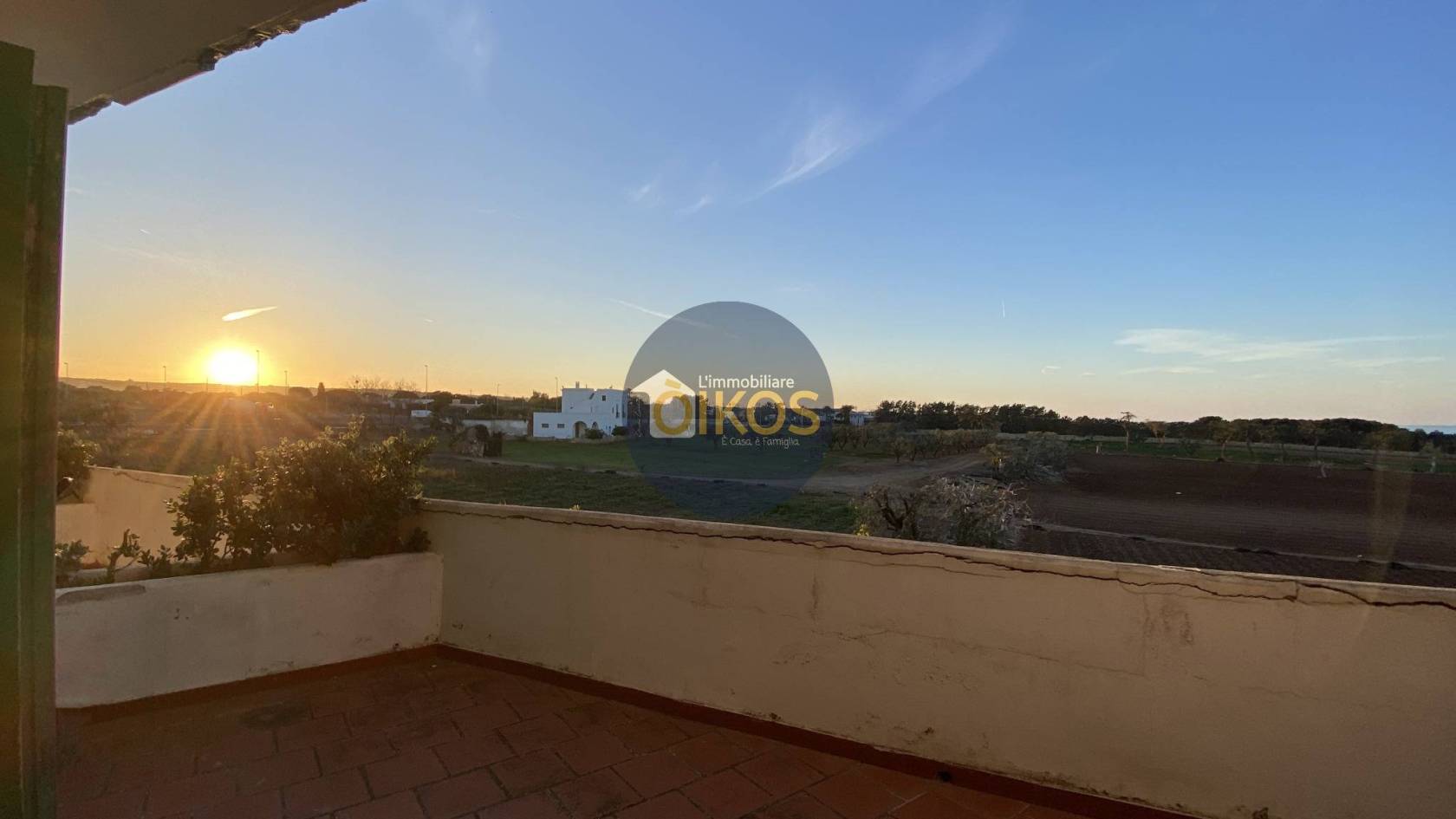 Trilocale viale Aldo Moro 6, Area Produttiva, Monopoli